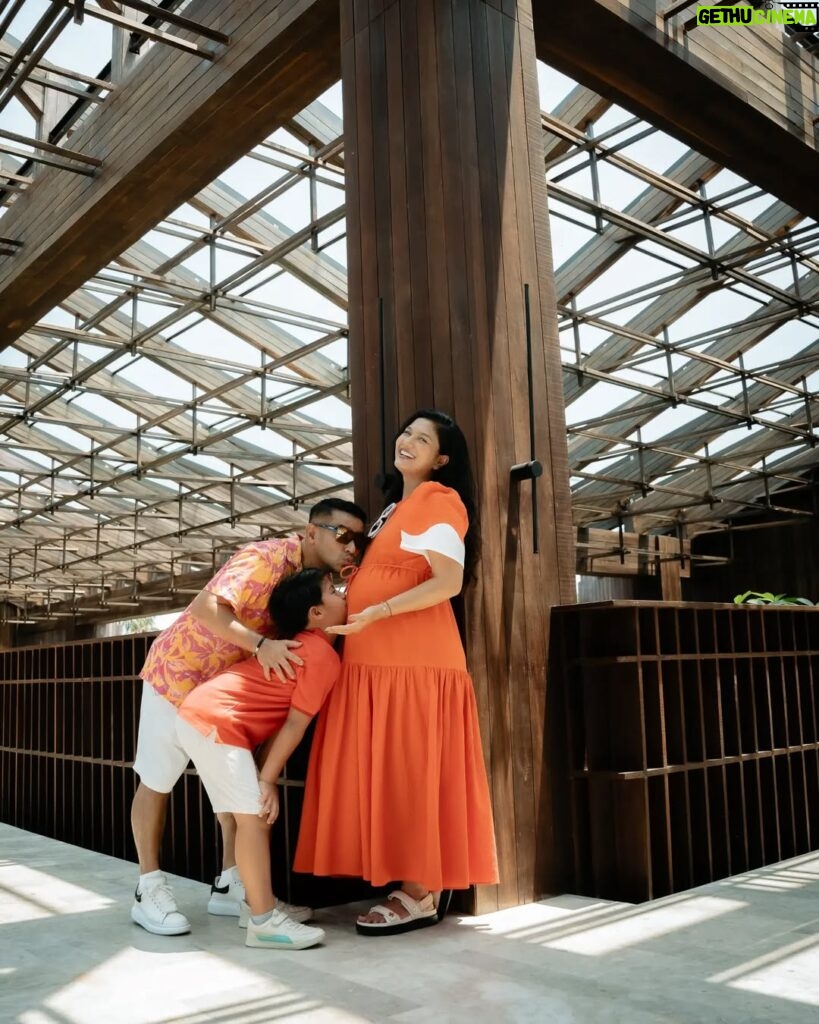 Actress Duma Riris Silalahi HD Photos and Wallpapers October 2025 ...