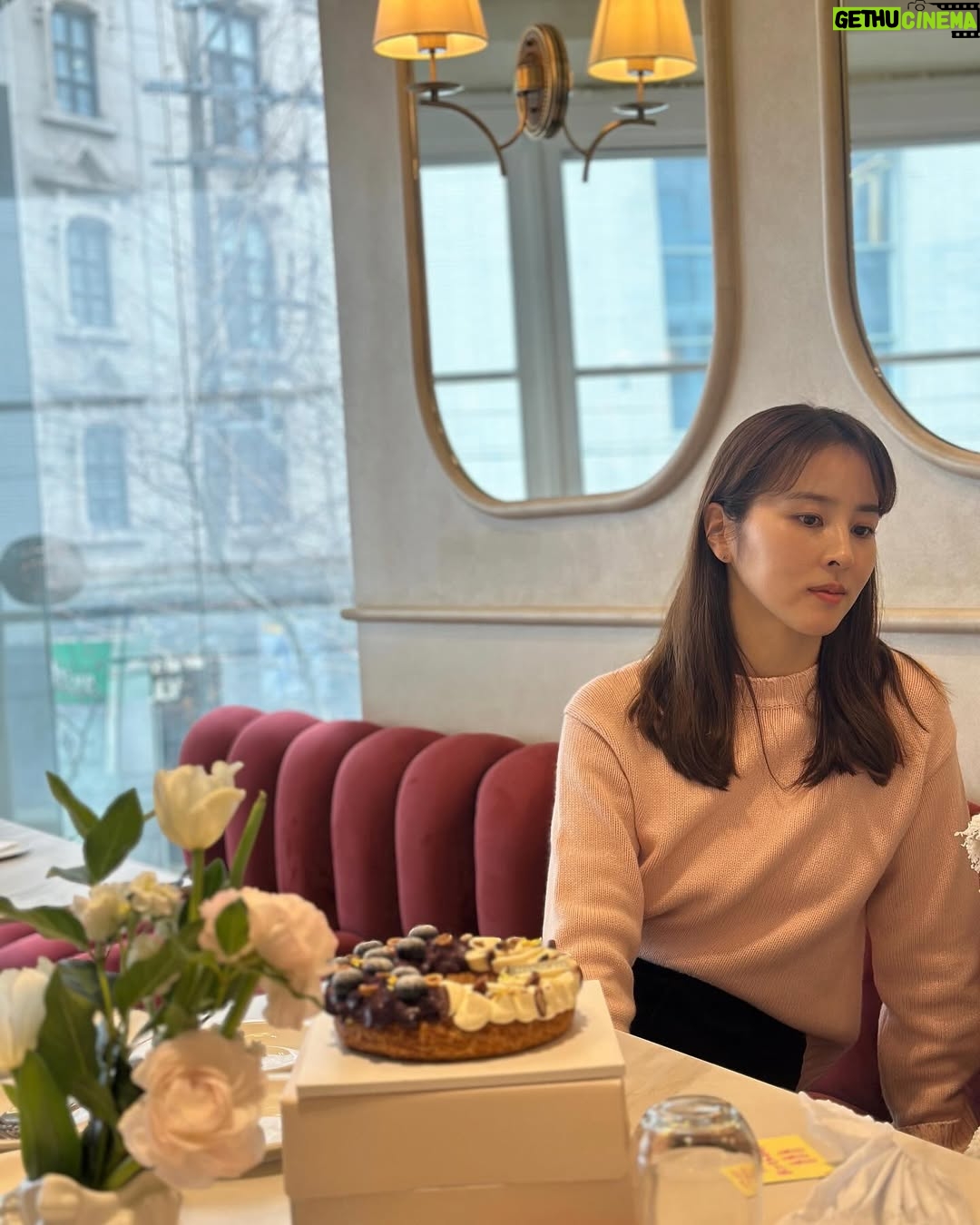 Actress Han Hye-jin HD Photos and Wallpapers March 2025 | Gethu Cinema