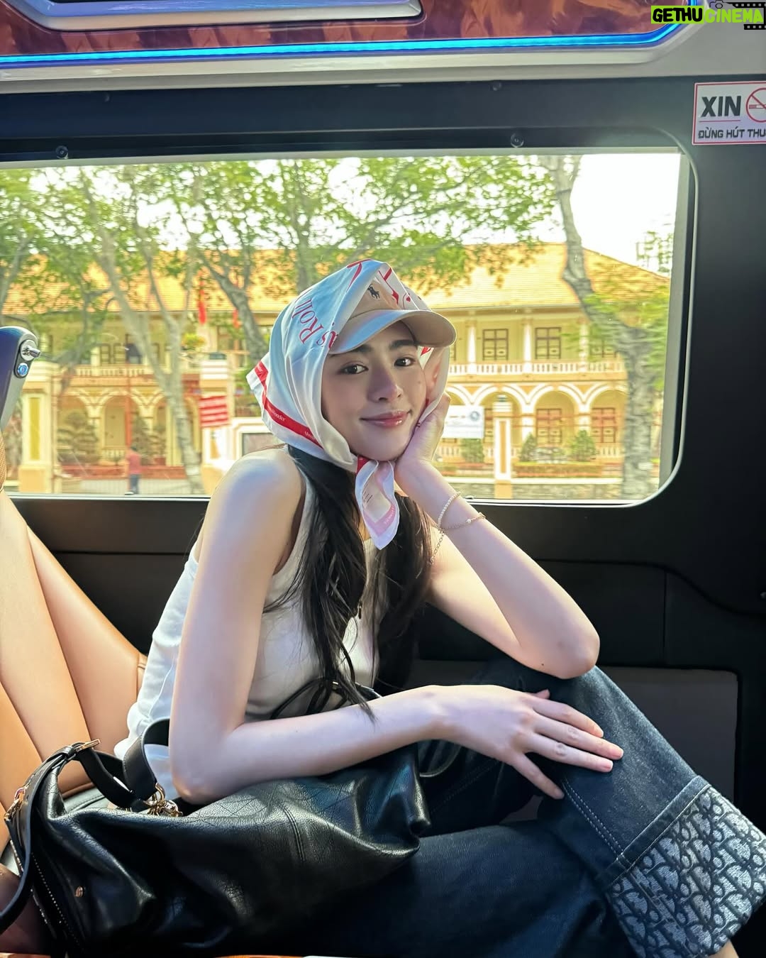 Actress LingLing Sirilak Kwong HD Photos and Wallpapers March 2025 | Gethu Cinema