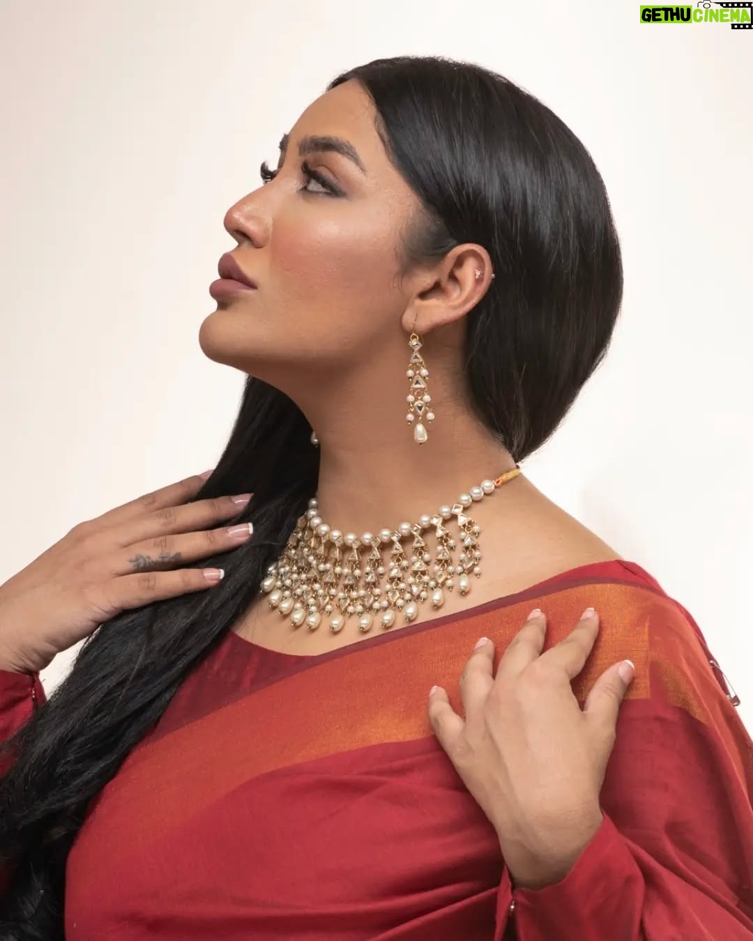 Actress Mathira HD Photos and Wallpapers February 2024 | Gethu Cinema