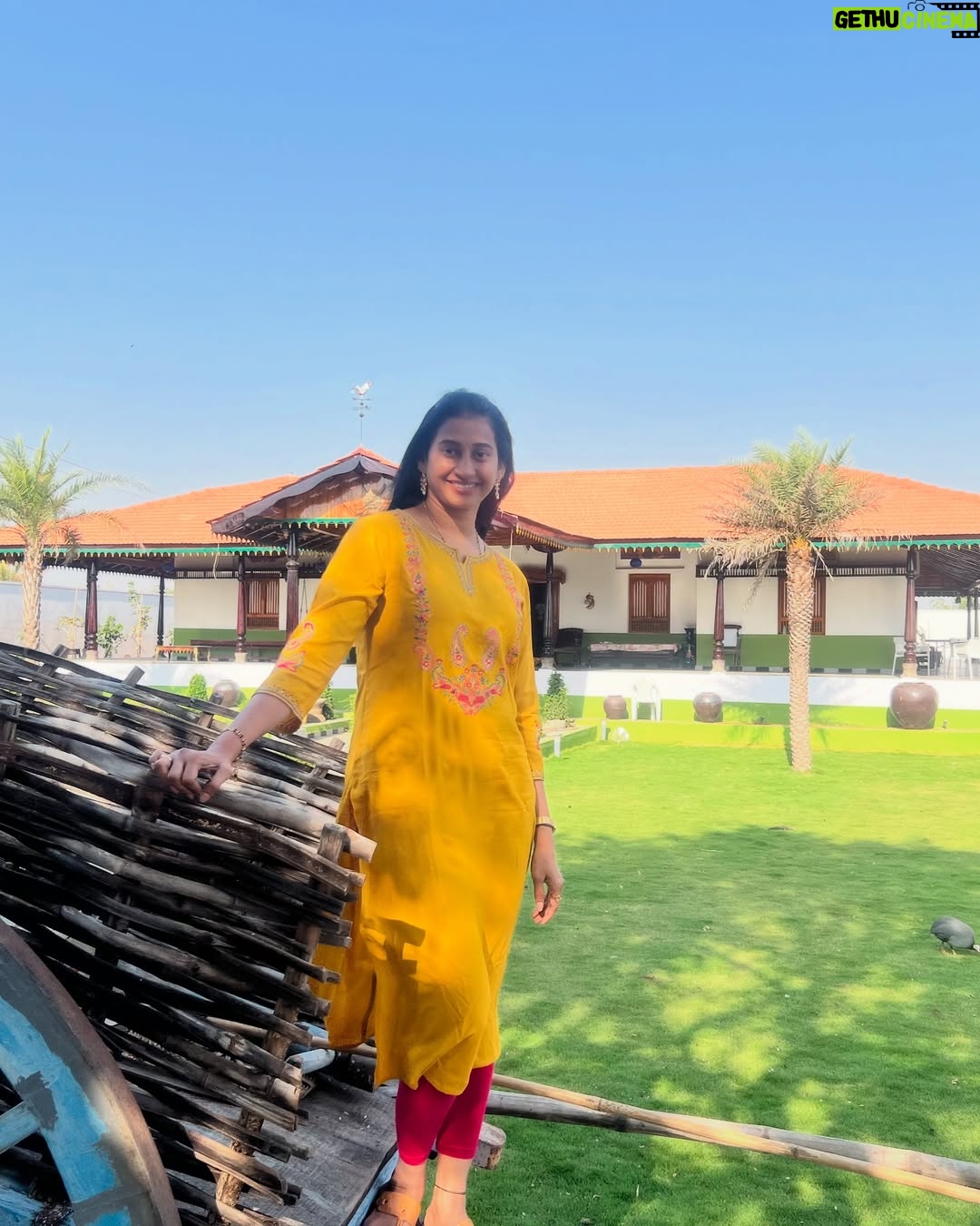 Actress Meena Vasu HD Photos and Wallpapers April 2025 | Gethu Cinema