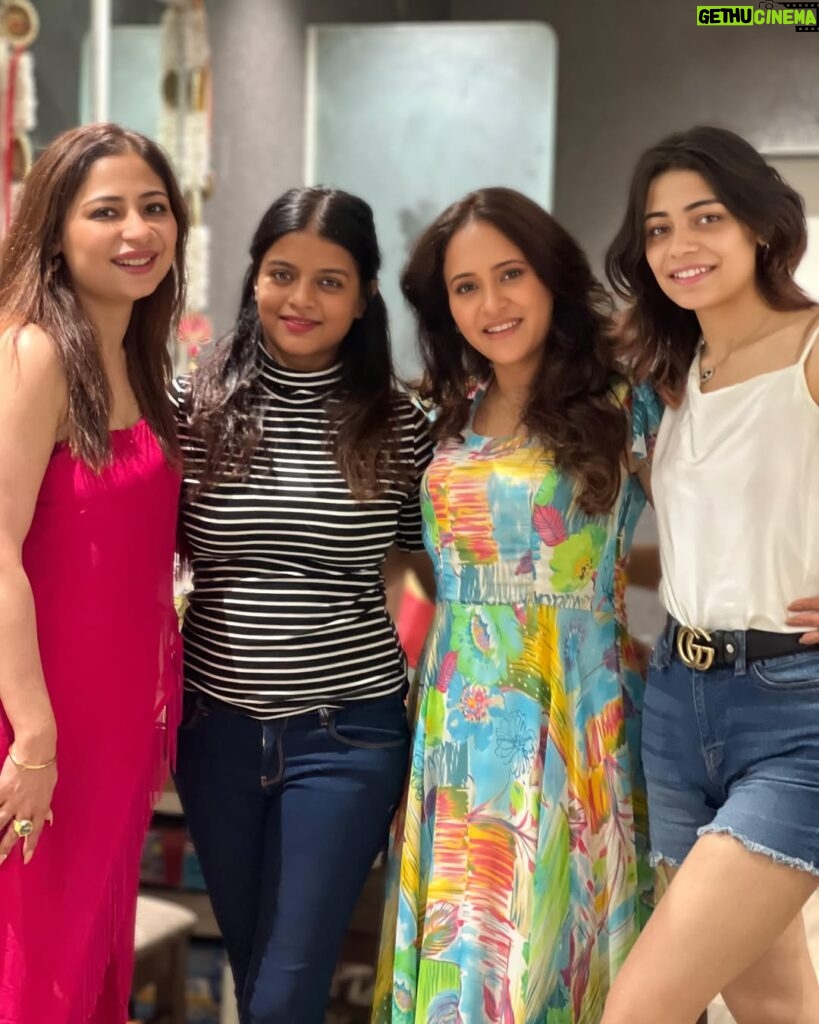 Actress Mitali Nag HD Photos and Wallpapers September 2025 | Gethu Cinema