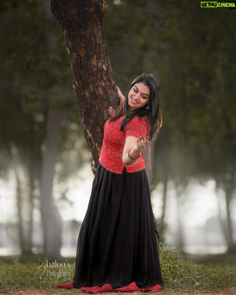 Actress Rini Raj HD Photos and Wallpapers September 2025 | Gethu Cinema