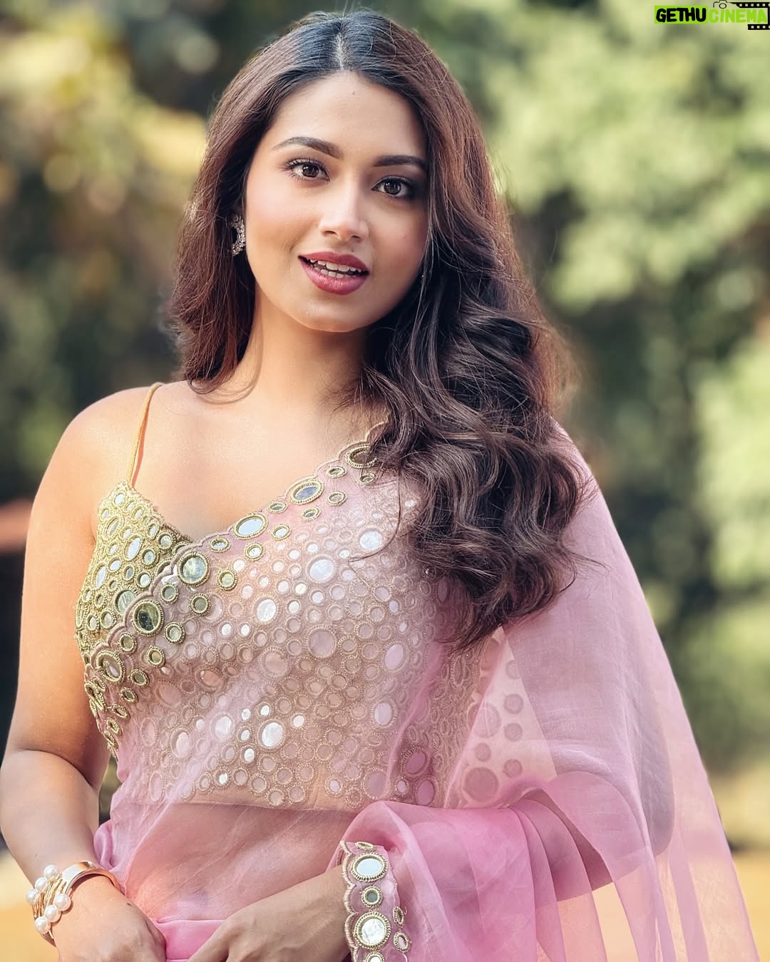 Actress Tasnia Farin HD Photos and Wallpapers September 2025 | Gethu Cinema