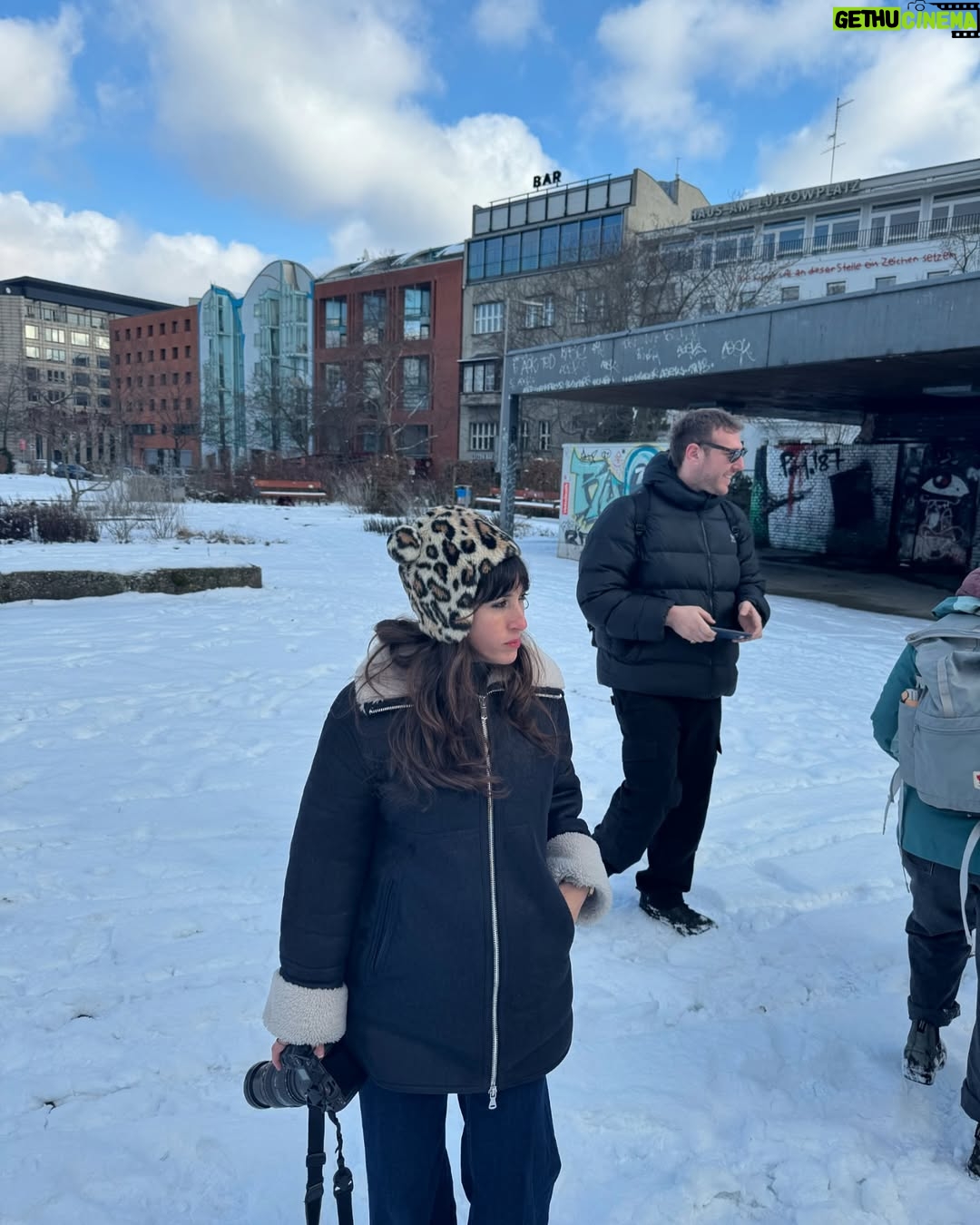 Actress Tonia Sotiropoulou HD Photos and Wallpapers February 2025 ...