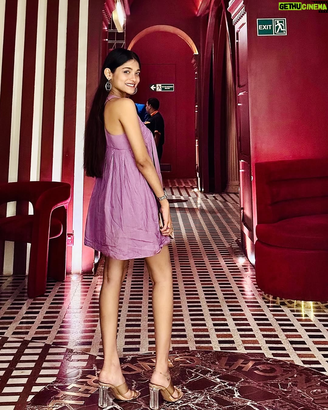 Actress Anusha Viswanathan HD Photos and Wallpapers April 2025 | Gethu ...