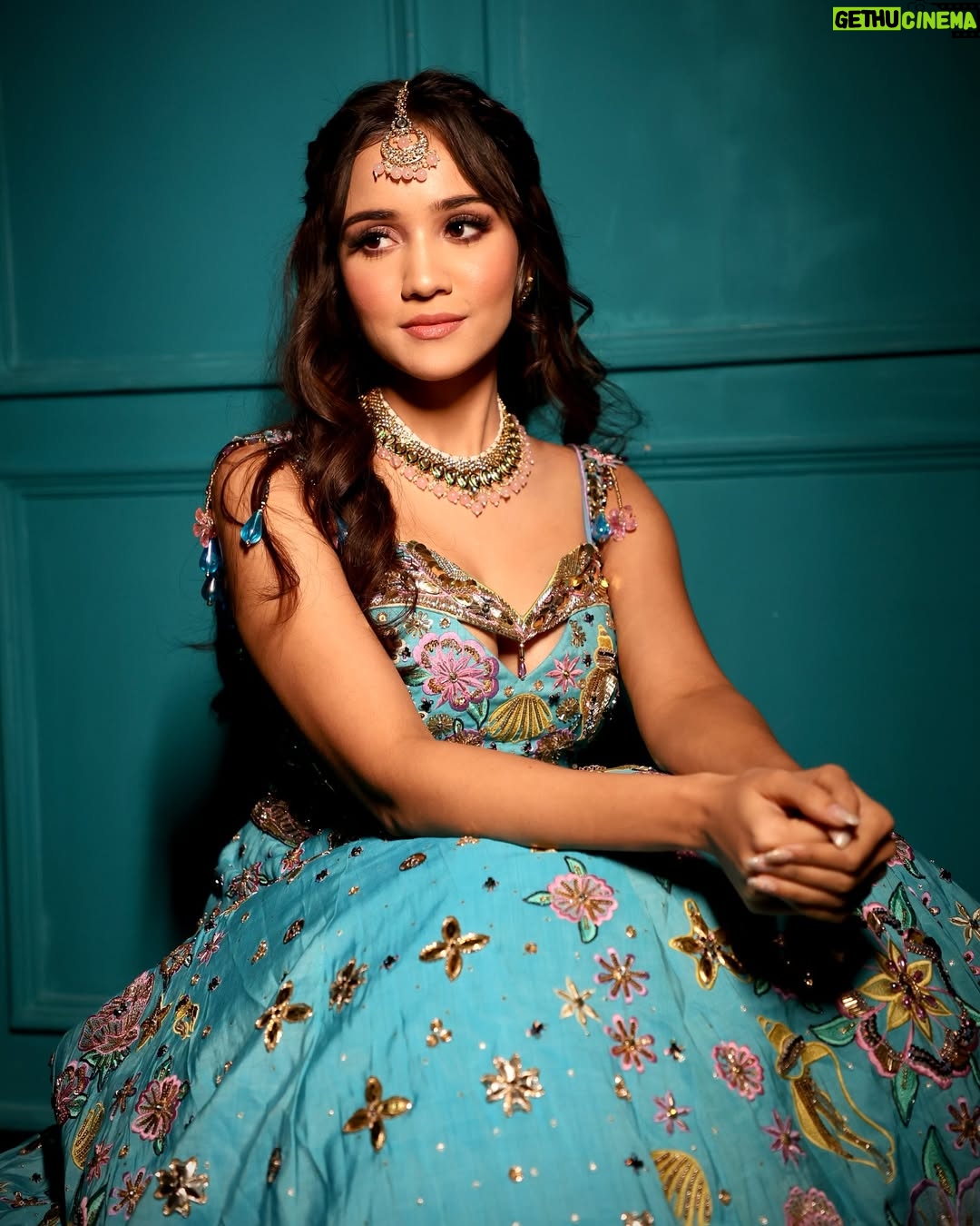 Actress Ashi Singh HD Photos and Wallpapers March 2025 | Gethu Cinema