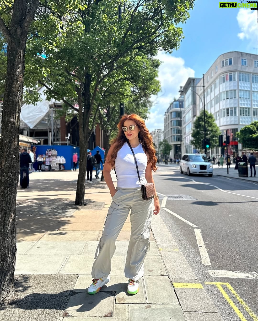 Actress Carole Samaha HD Photos and Wallpapers June 2024 | Gethu Cinema