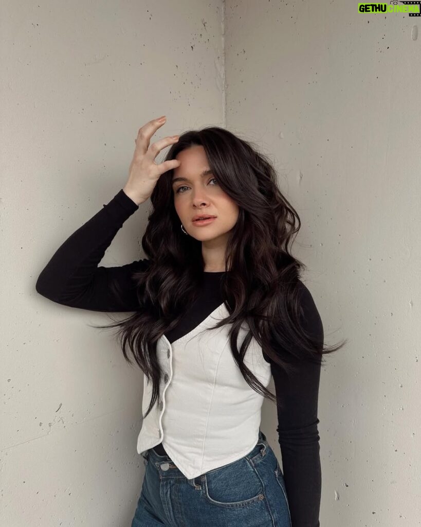 Actress Katie Stevens HD Photos and Wallpapers September 2025 | Gethu ...