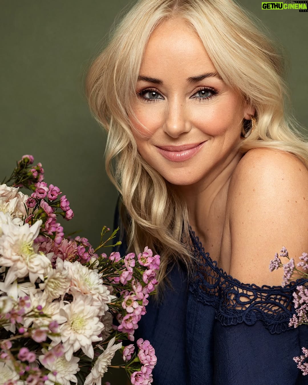 Actress Mariloup Wolfe HD Photos and Wallpapers April 2025 | Gethu Cinema