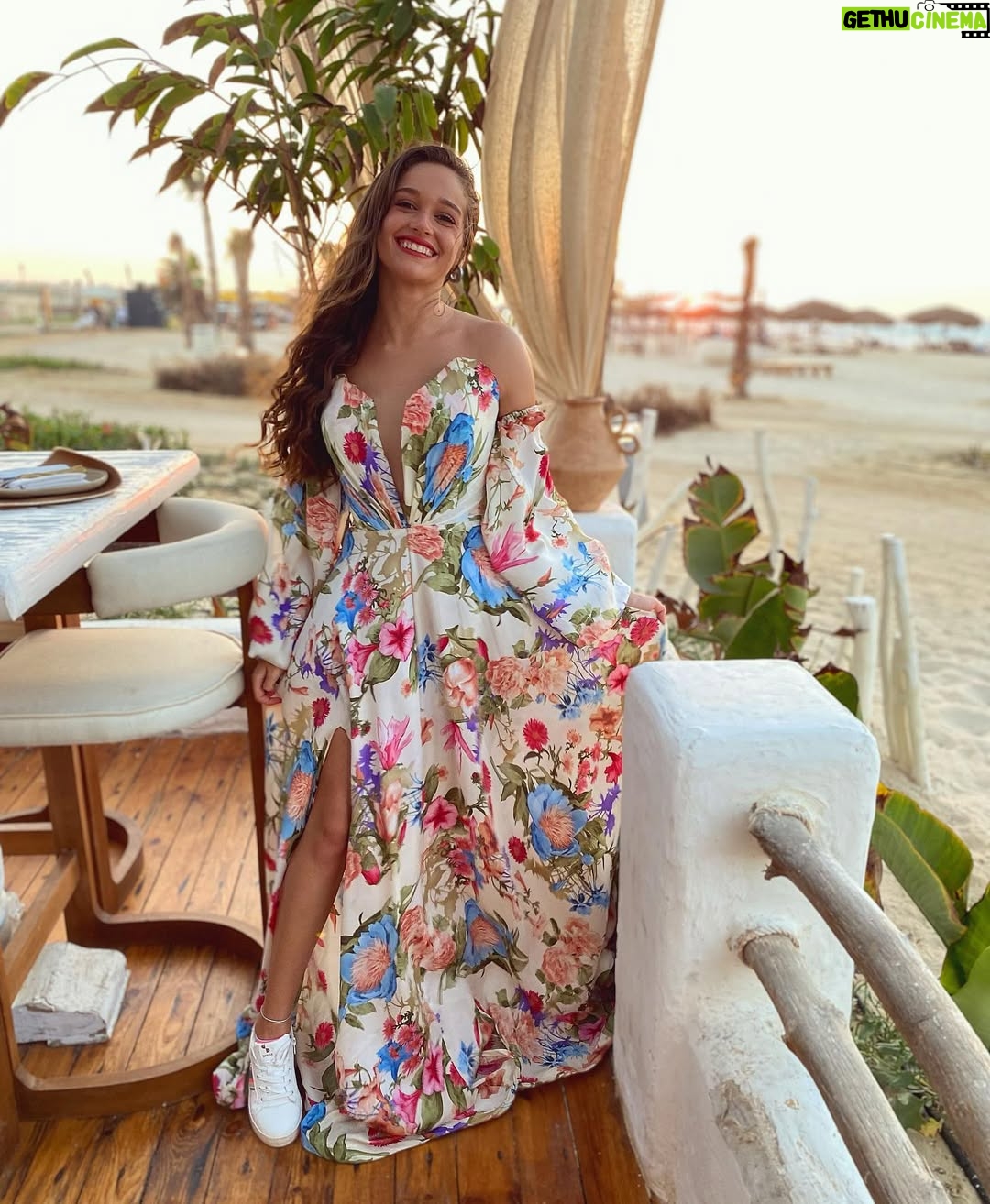 Actress Nour Ehab HD Photos and Wallpapers October 2021 | Gethu Cinema