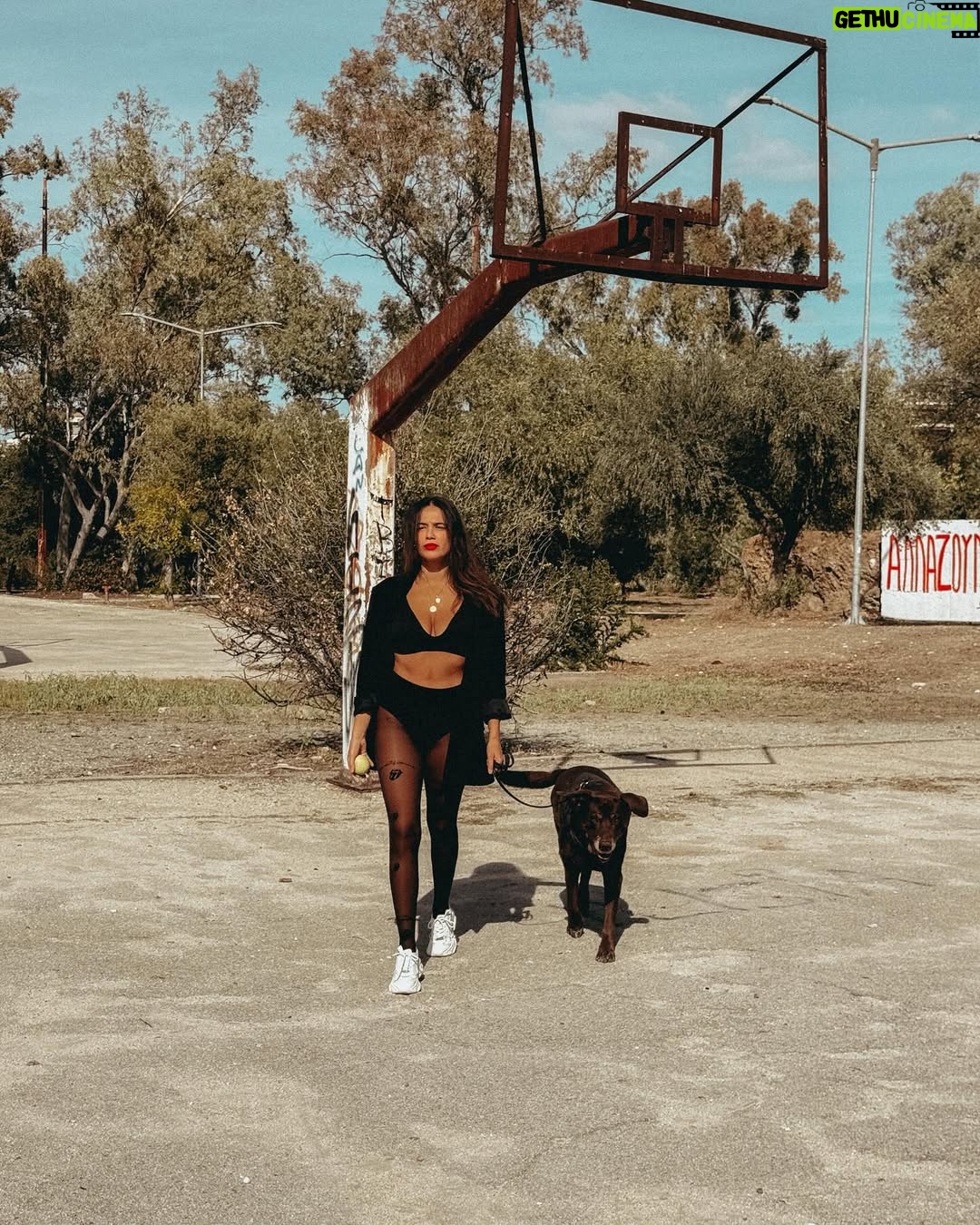 Actress Pinelopi Plaka HD Photos and Wallpapers April 2025 | Gethu Cinema