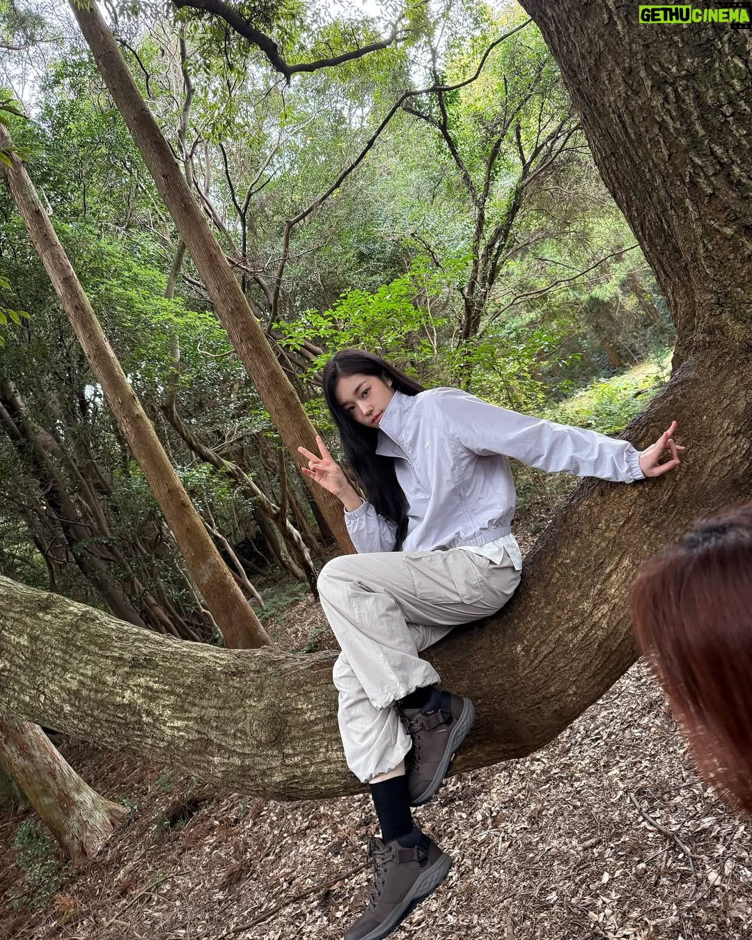 Actress Roh Yoon-seo HD Photos and Wallpapers March 2025 | Gethu Cinema