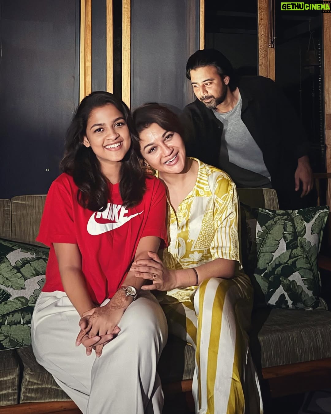 Actress Sadia Ayman HD Photos and Wallpapers April 2025 | Gethu Cinema