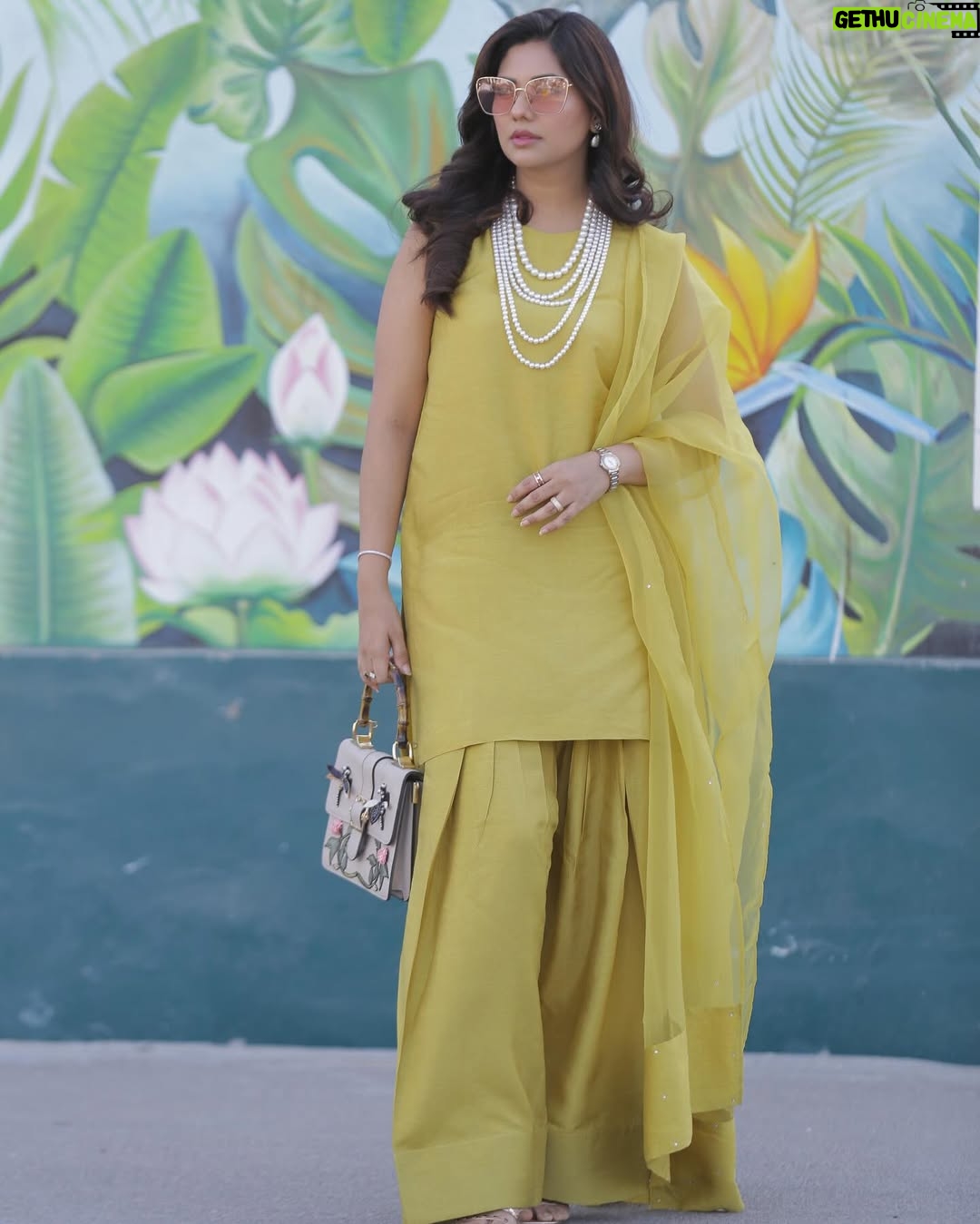 Actress Sunita Marshall HD Photos and Wallpapers April 2025 | Gethu Cinema