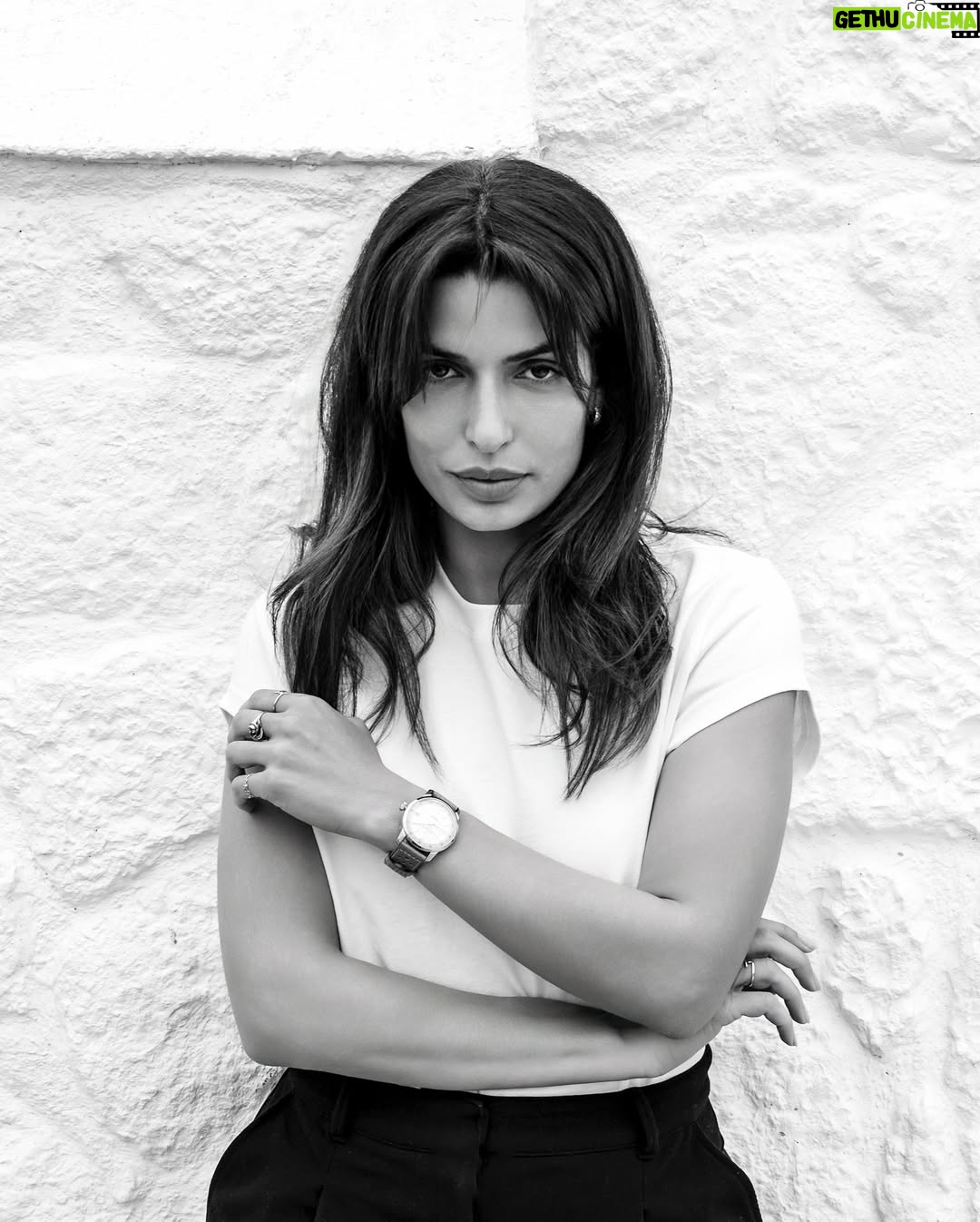 Actress Tonia Sotiropoulou HD Photos and Wallpapers April 2025 | Gethu Cinema