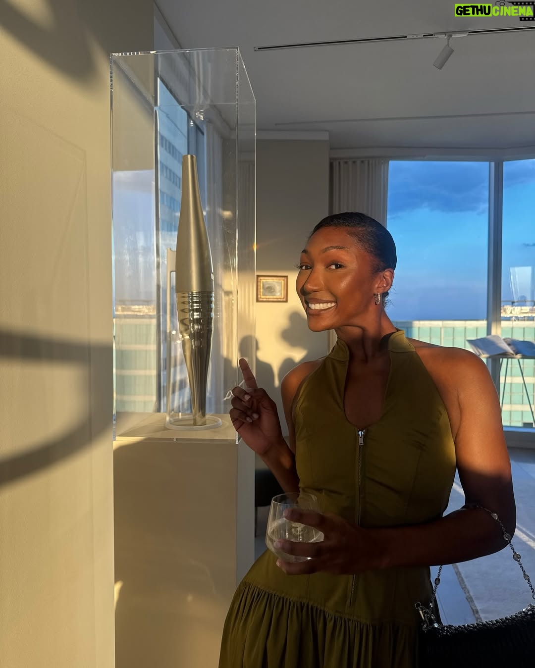 Actress Isan Elba HD Photos and Wallpapers May 2025 | Gethu Cinema