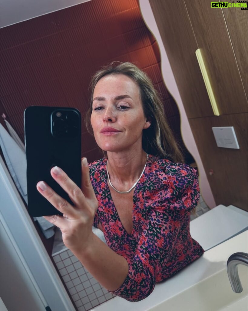 Actress Olga Frycz HD Photos and Wallpapers May 2025 | Gethu Cinema