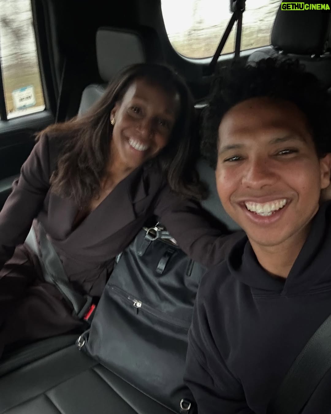 Sarah Lewis | Gethu Cinema