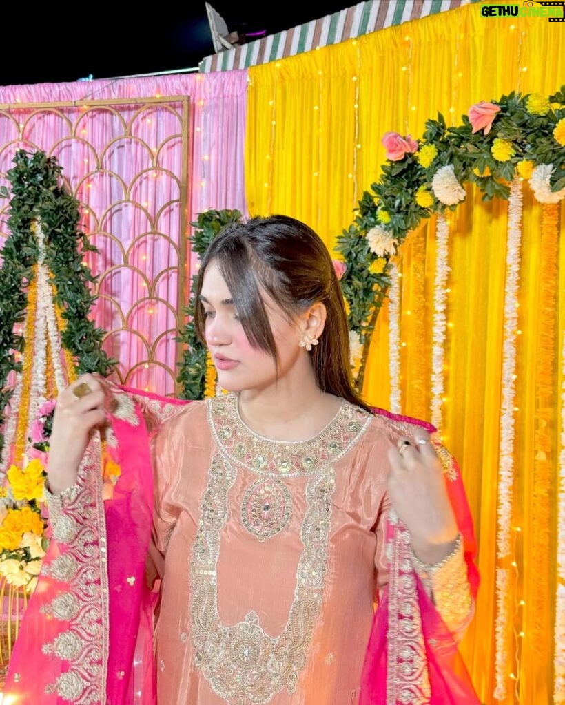 Actress Aiza Khan HD Photos and Wallpapers March 2025 | Gethu Cinema