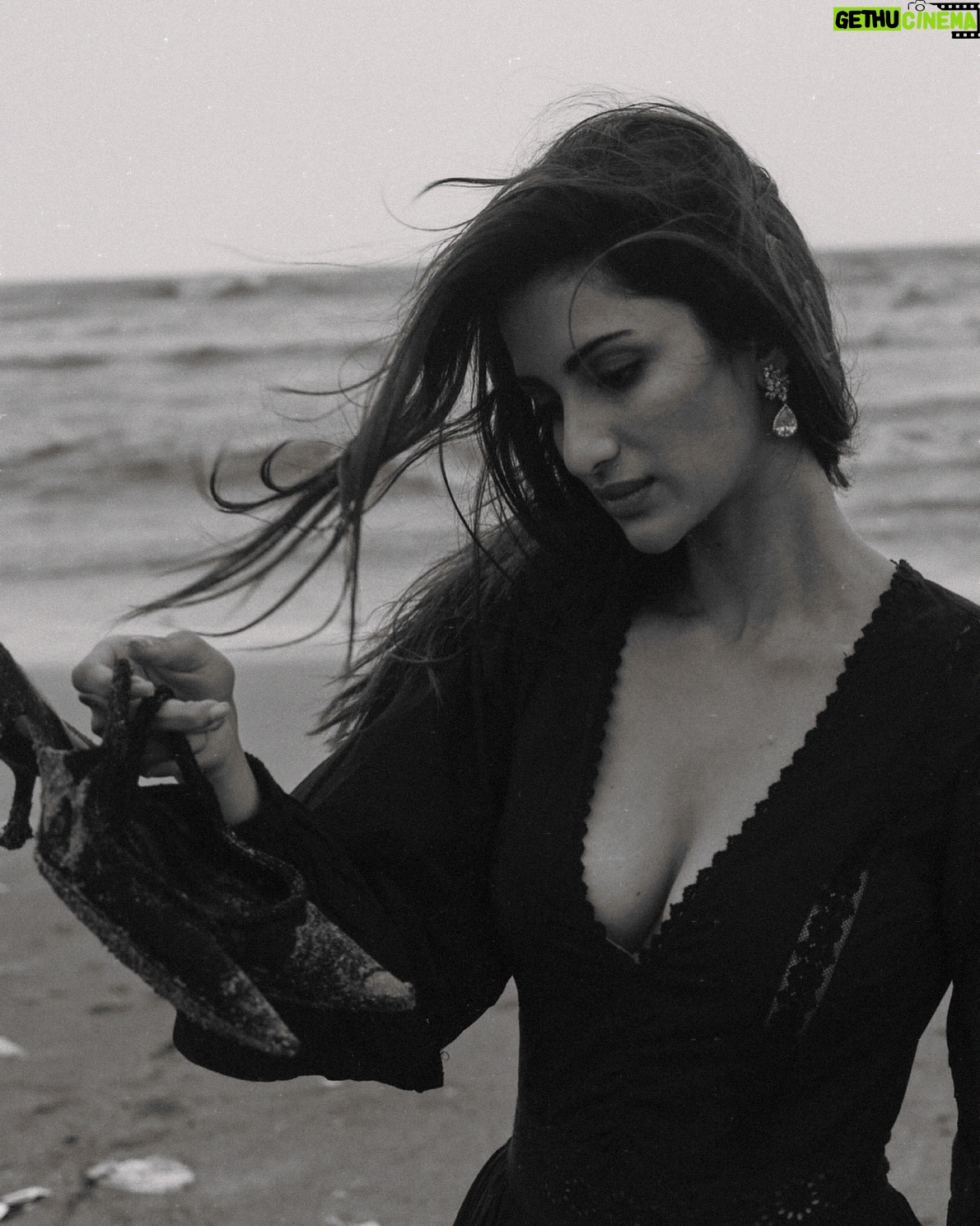 Actress Deeksha Singh HD Photos and Wallpapers September 2025 | Gethu Cinema