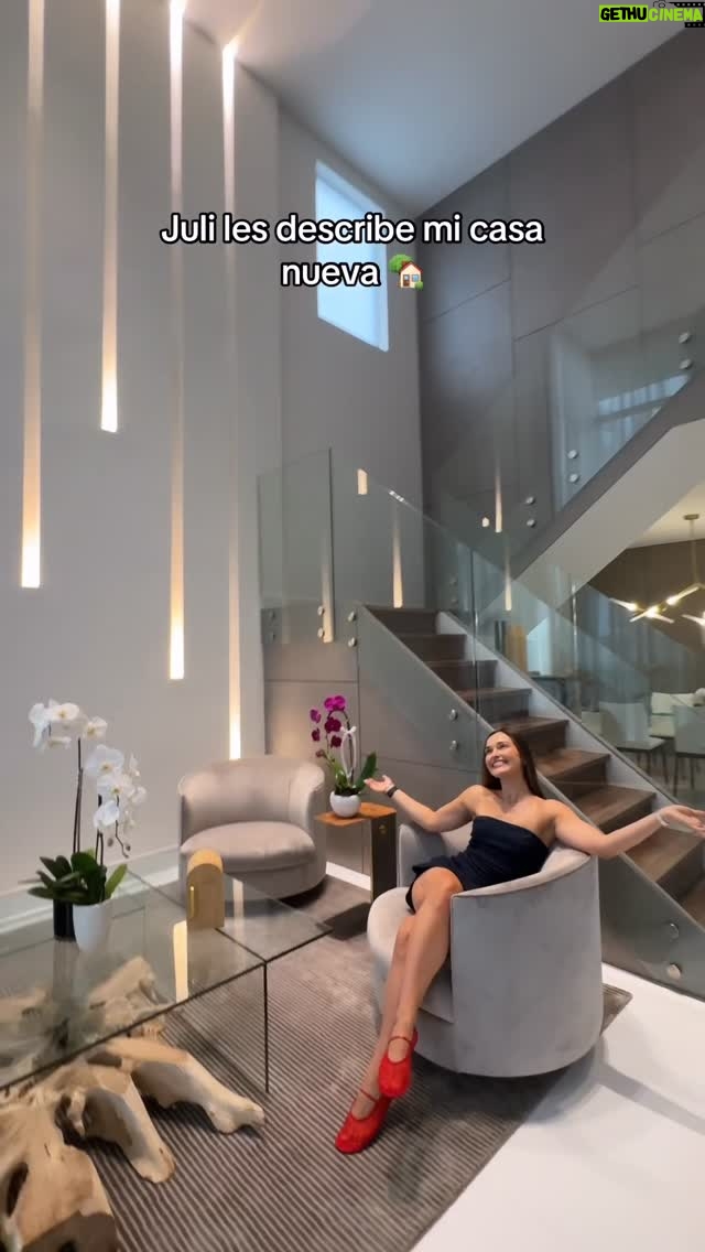 Actress Fefi Oliveira HD Photos and Wallpapers July 2025 | Gethu Cinema