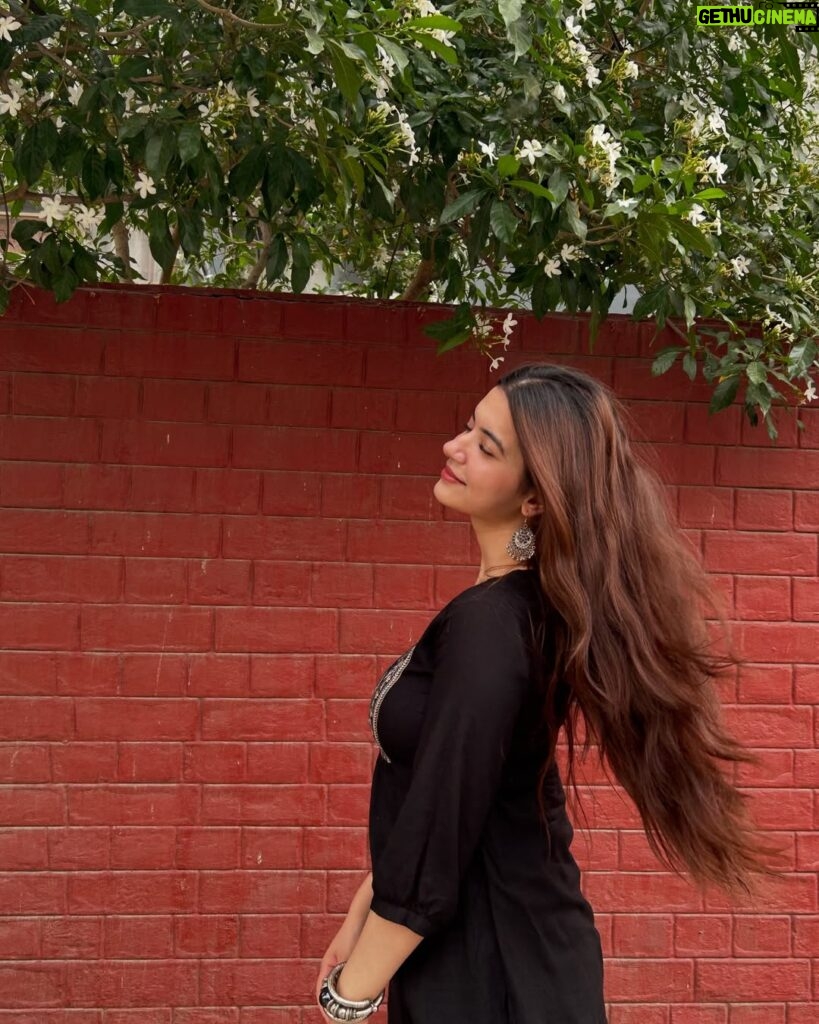 Actress Gurnoor Kaur HD Photos and Wallpapers September 2025 | Gethu Cinema