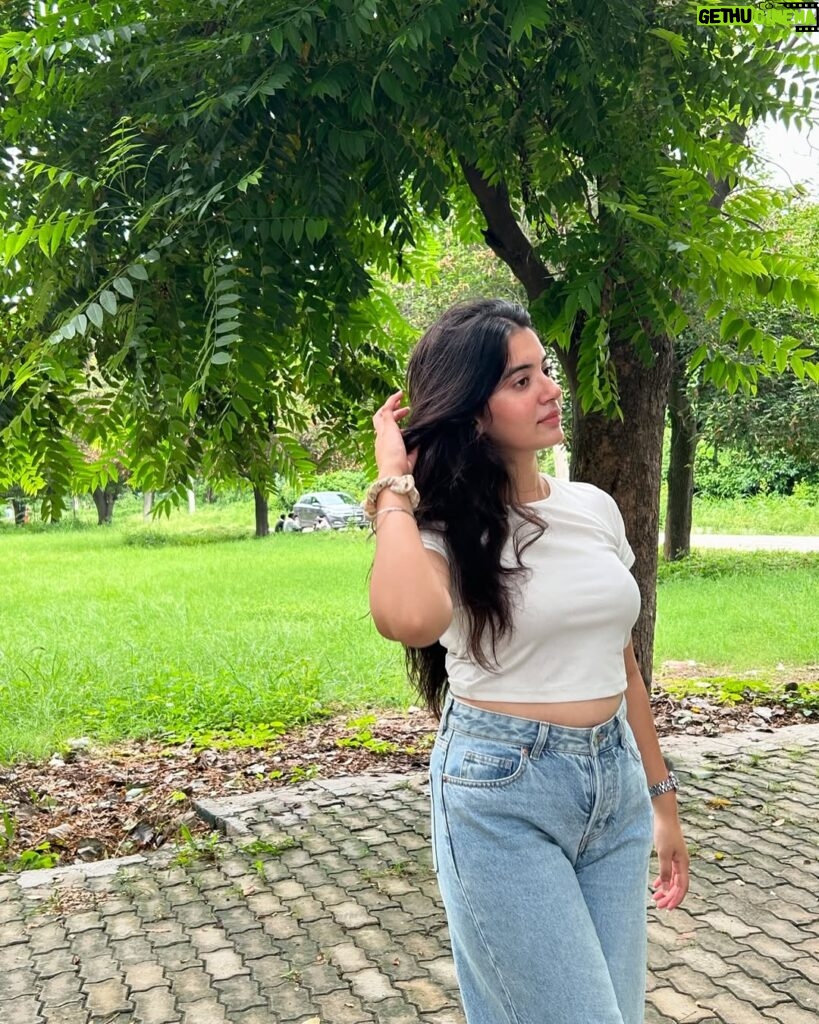 Actress Gurnoor Kaur HD Photos and Wallpapers December 2024 | Gethu Cinema