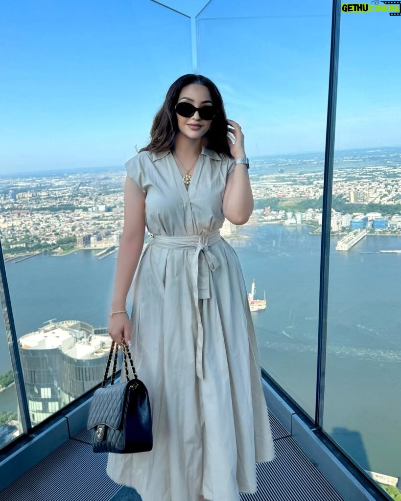 Actress Hanan Tarq HD Photos and Wallpapers April 2025 | Gethu Cinema