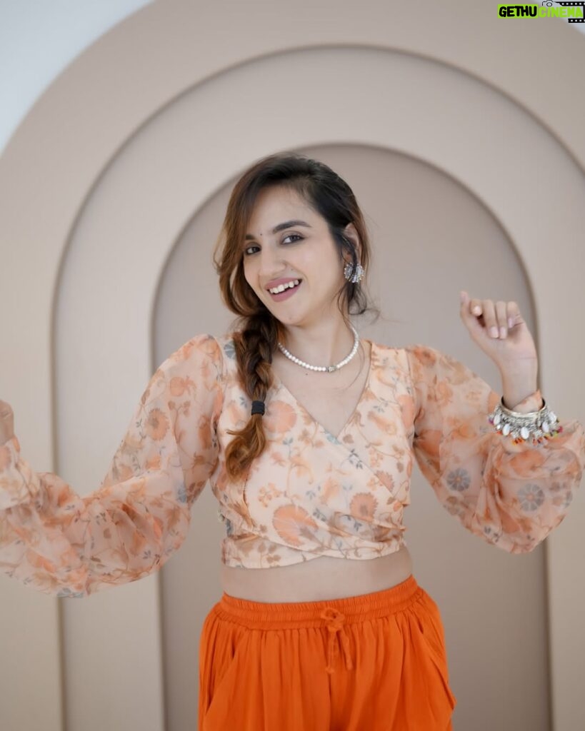 Actress Ishpreet Dang HD Photos and Wallpapers October 2024 | Gethu Cinema