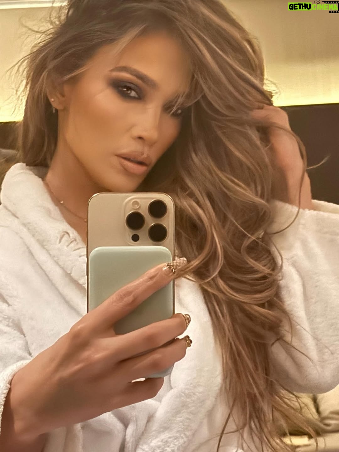 Jennifer Lopez Wiki, Biography, Age, Gallery, Spouse and more