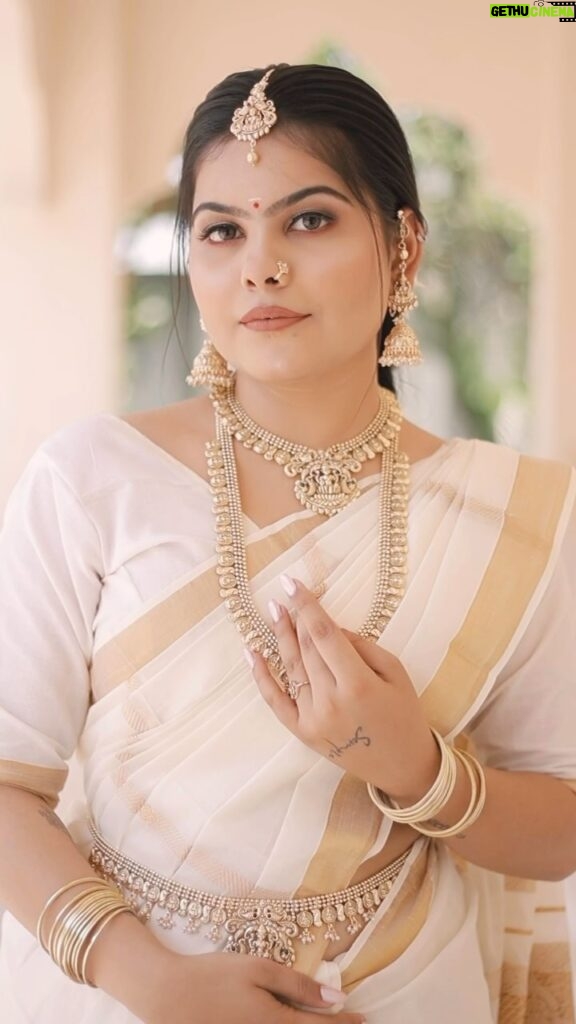 Actress Khyati Sonigra HD Photos and Wallpapers October 2025 | Gethu Cinema