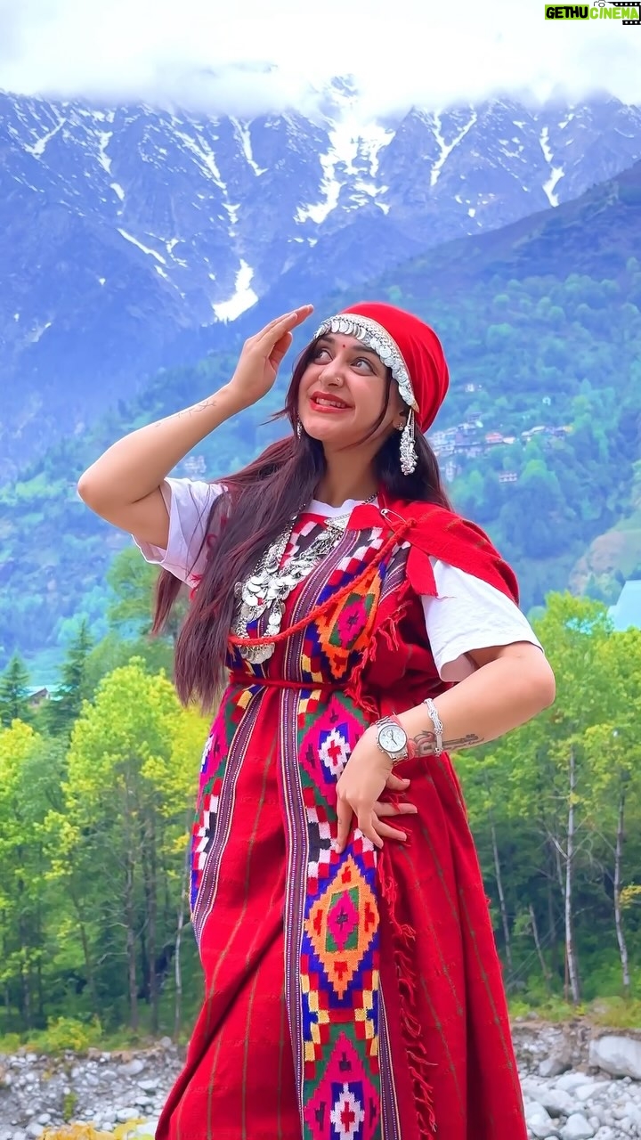 Actress Megha Chaube HD Photos and Wallpapers May 2025 | Gethu Cinema