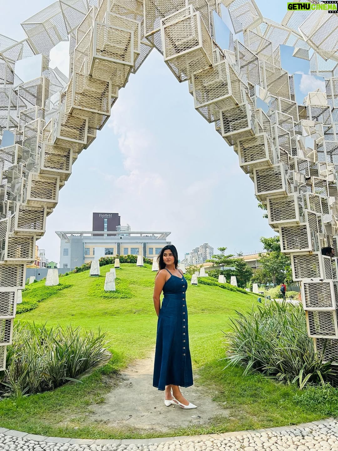 Misti Singharoy | Gethu Cinema