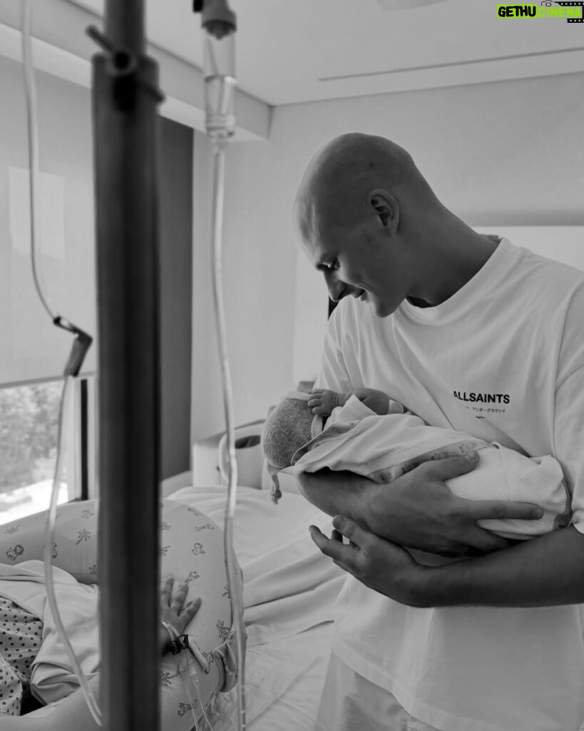 Actress Munisa Rizaeva HD Photos and Wallpapers December 2025 | Gethu ...