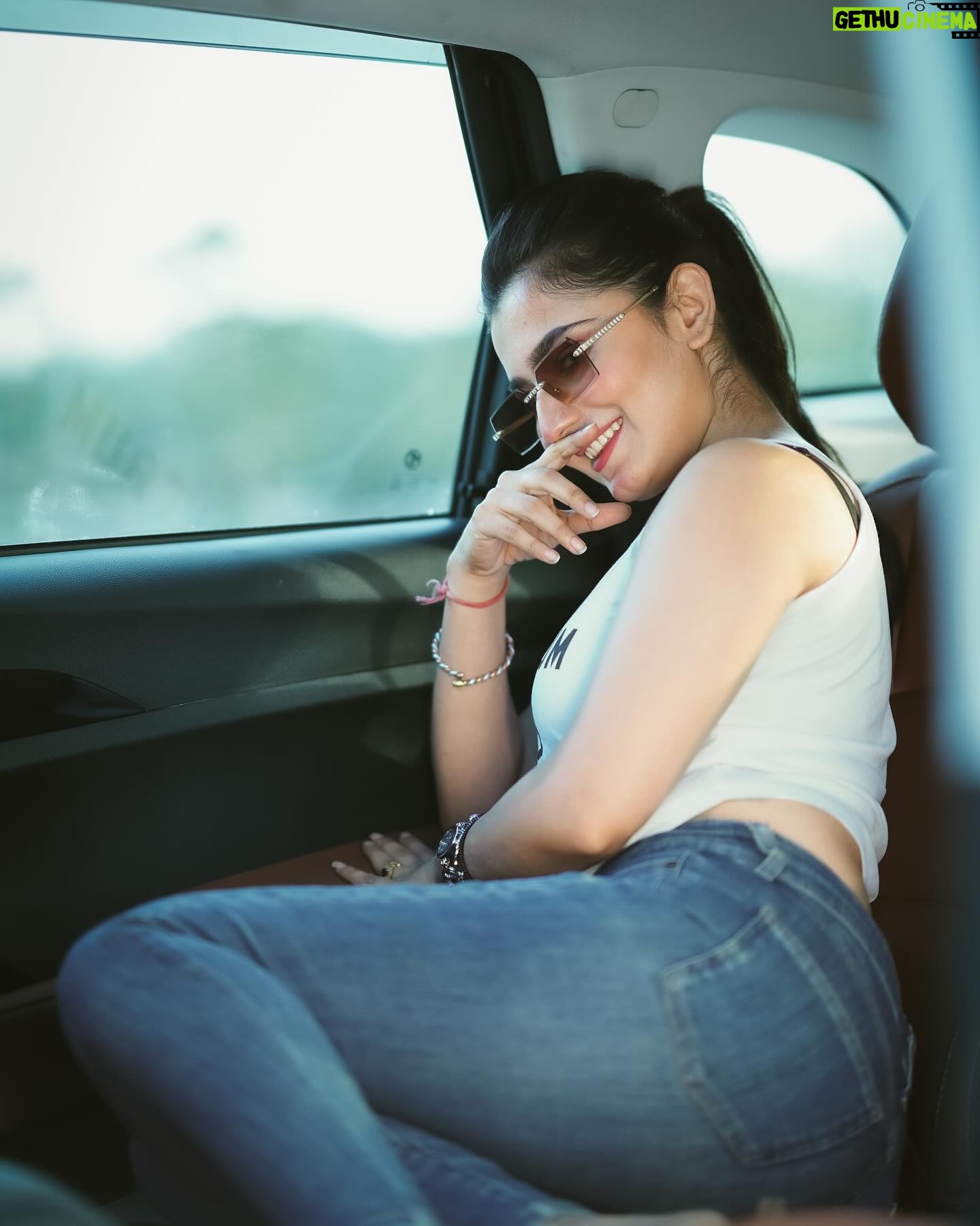 Actress Nandani Sharma HD Photos and Wallpapers September 2025 | Gethu Cinema