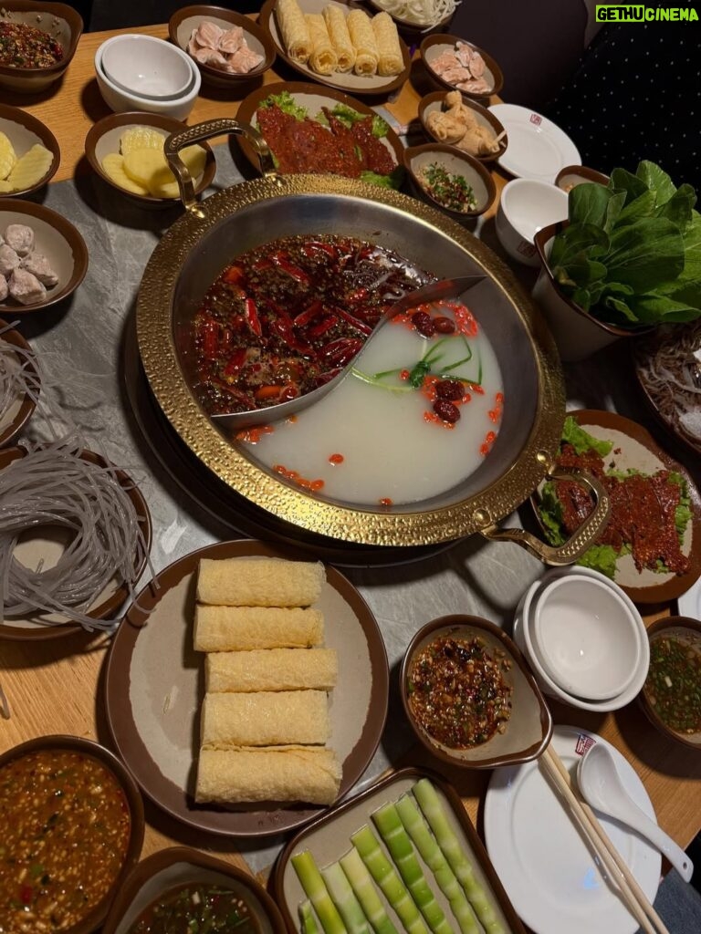 Actress Naw Phaw Eh Htar HD Photos and Wallpapers August 2025 | Gethu Cinema