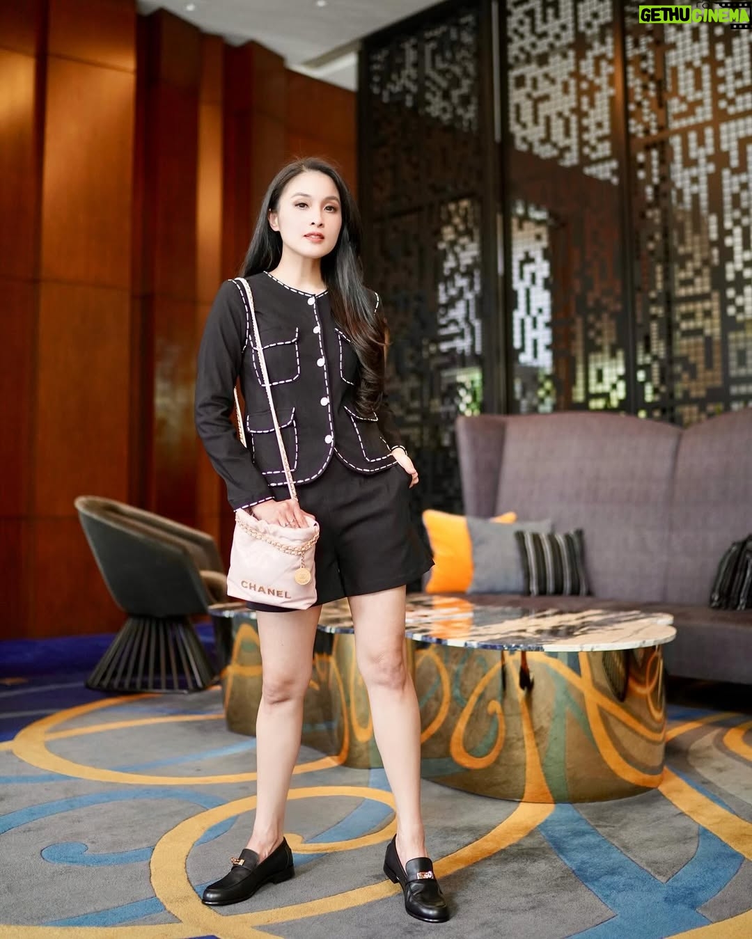 Actress Sandra Dewi HD Photos and Wallpapers February 2024 | Gethu Cinema