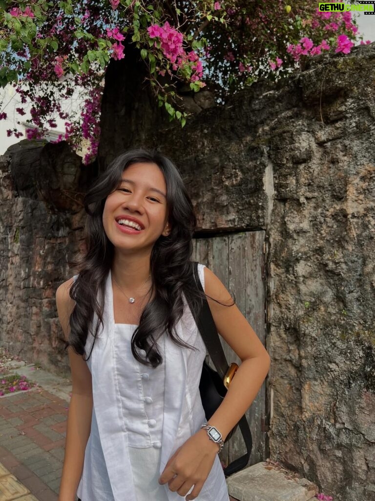 Actress Shenina Cinnamon HD Photos and Wallpapers September 2025 ...
