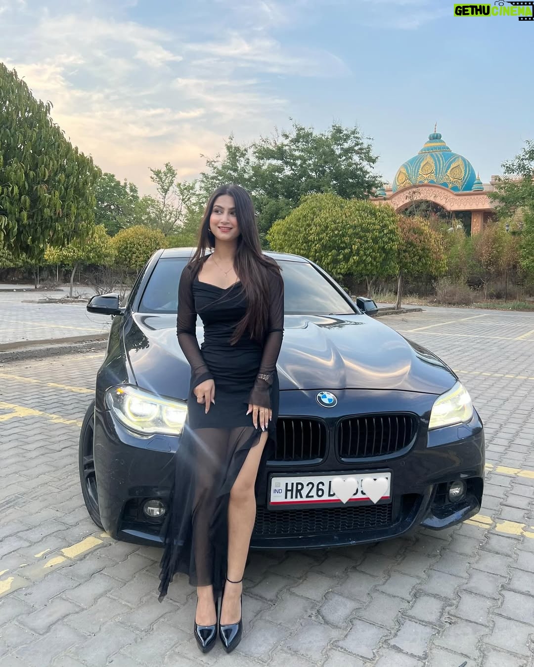 Shweta Singh Wiki, Biography, Age, Gallery, Spouse and more