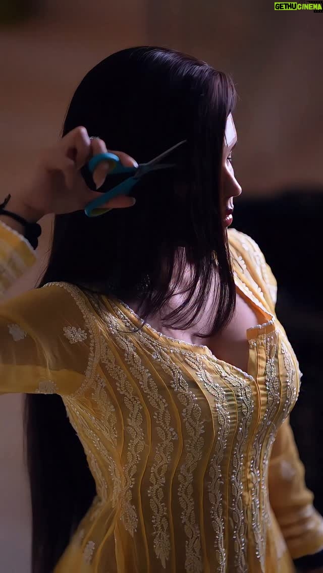 Actress Srish Shukla HD Photos and Wallpapers July 2025 | Gethu Cinema