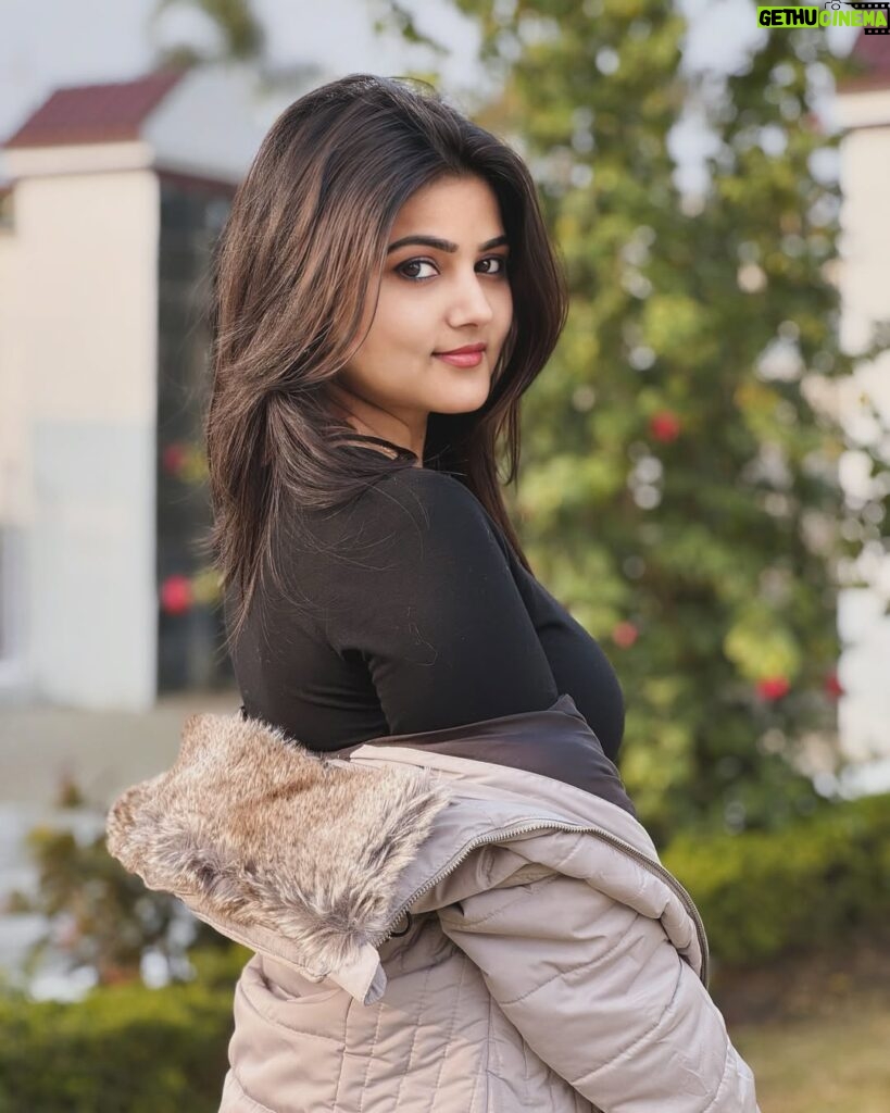 Actress Vishali HD Photos and Wallpapers February 2025 | Gethu Cinema