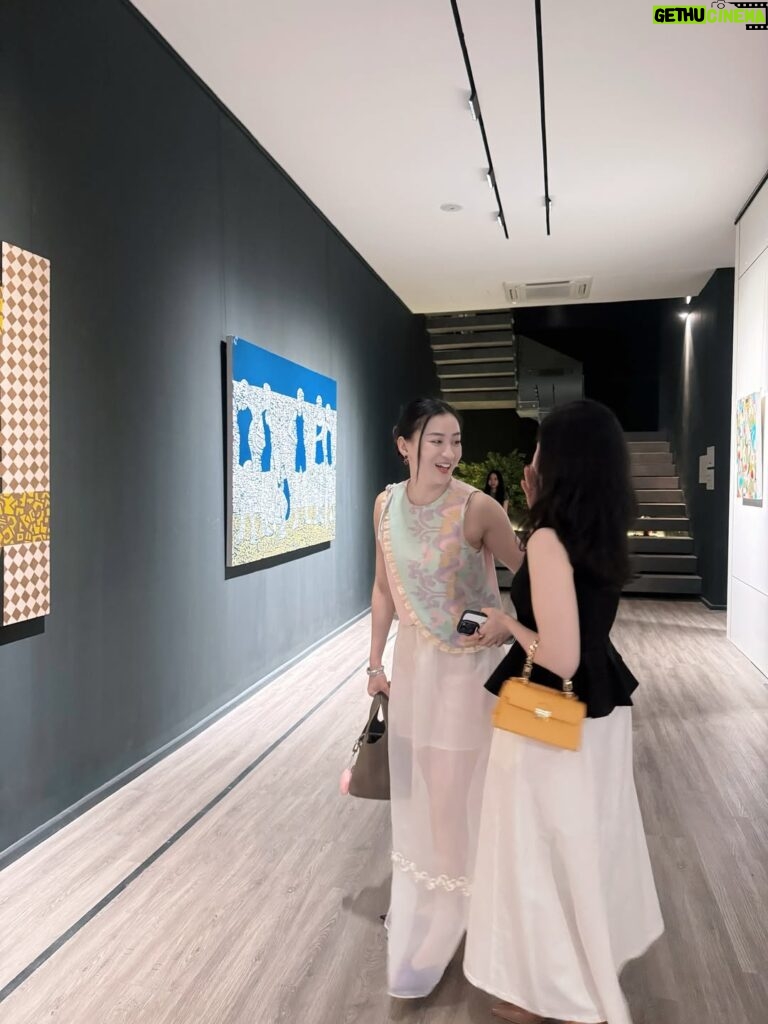 Actress Wutt Hmone Shwe Yi HD Photos and Wallpapers September 2025 | Gethu Cinema