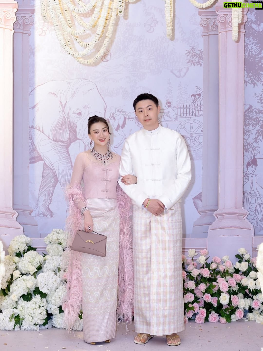 Wutt Hmone Shwe Yi Wiki, Biography, Age, Gallery, Spouse and more