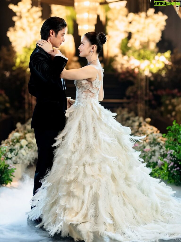 Actress Wutt Hmone Shwe Yi HD Photos and Wallpapers August 2025 | Gethu Cinema