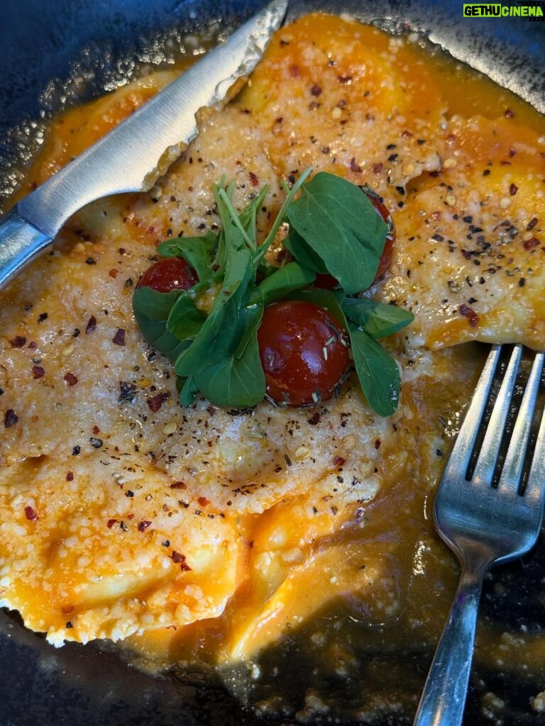 VJ Anasuya Bharadwaj HD Photos and Wallpapers September 2025 | Gethu Cinema