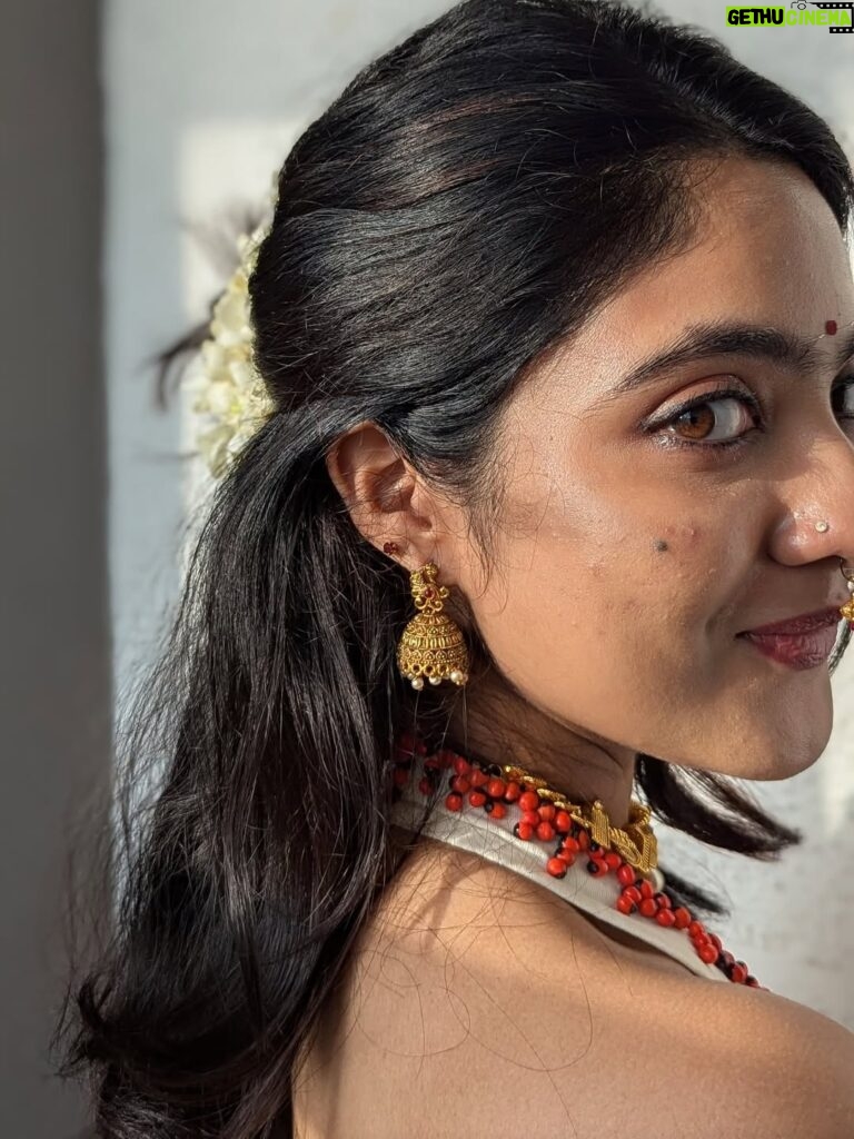 Actress Nandana Varma HD Photos and Wallpapers September 2025 | Gethu ...