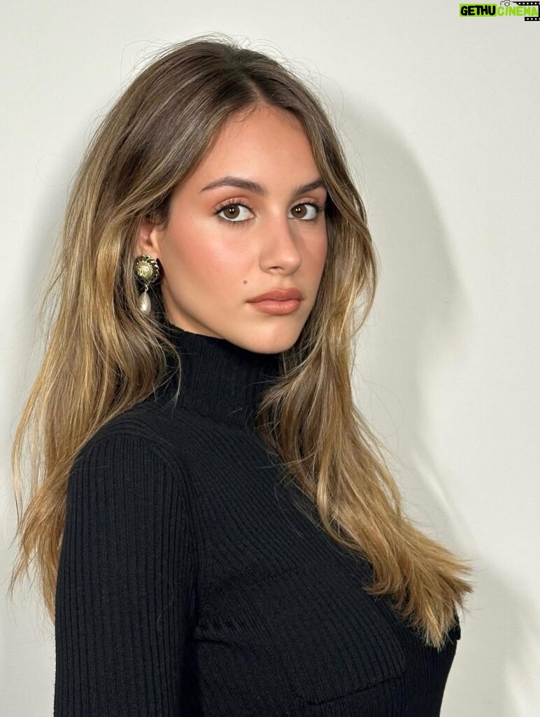 Actress Nell Verlaque HD Photos and Wallpapers September 2025 | Gethu ...