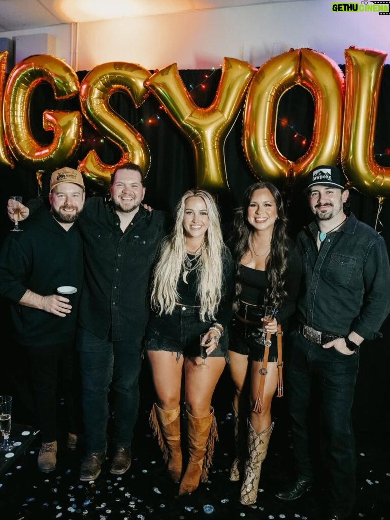 Actress Priscilla Block HD Photos and Wallpapers October 2025 | Gethu ...