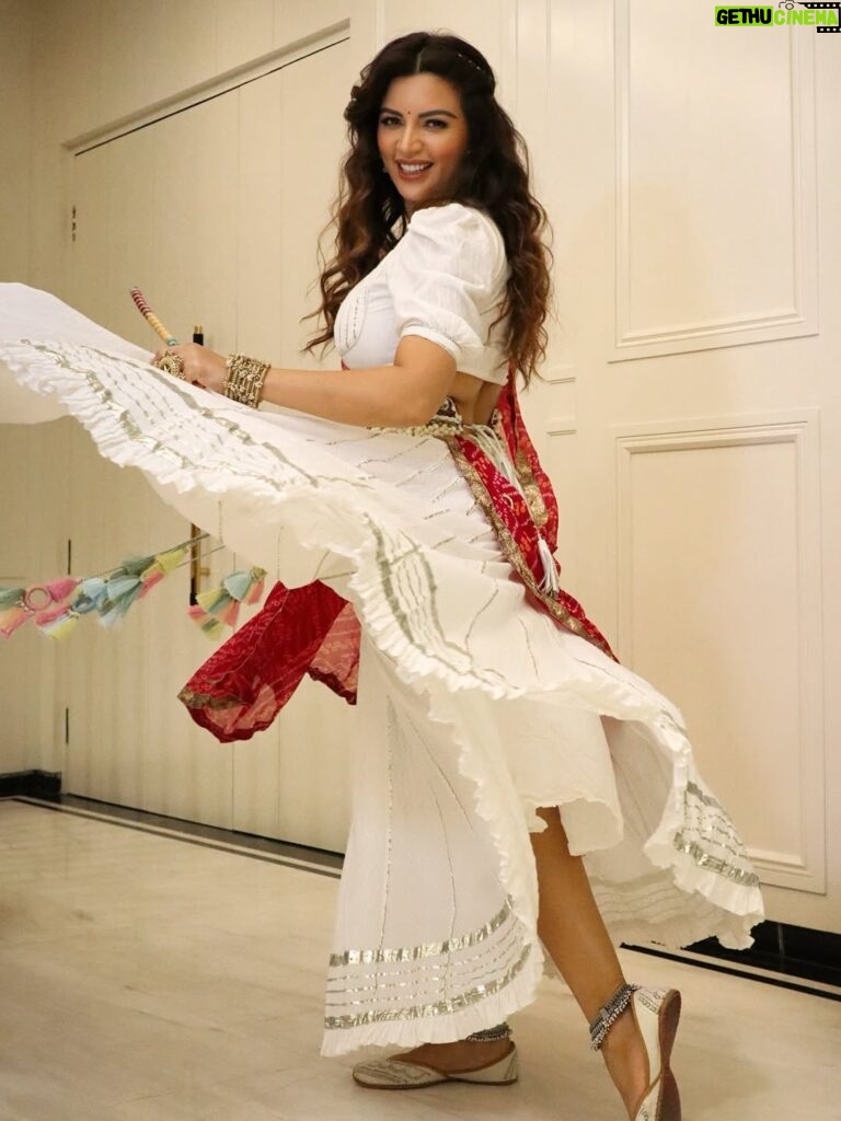 Actress Shama Sikander HD Photos and Wallpapers September 2025 | Gethu ...